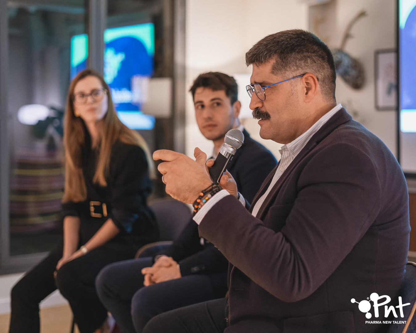 The CEOs Journey - Networking de Élite para Profesionales Farma